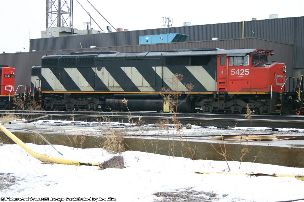 CN 5425 SD 50F